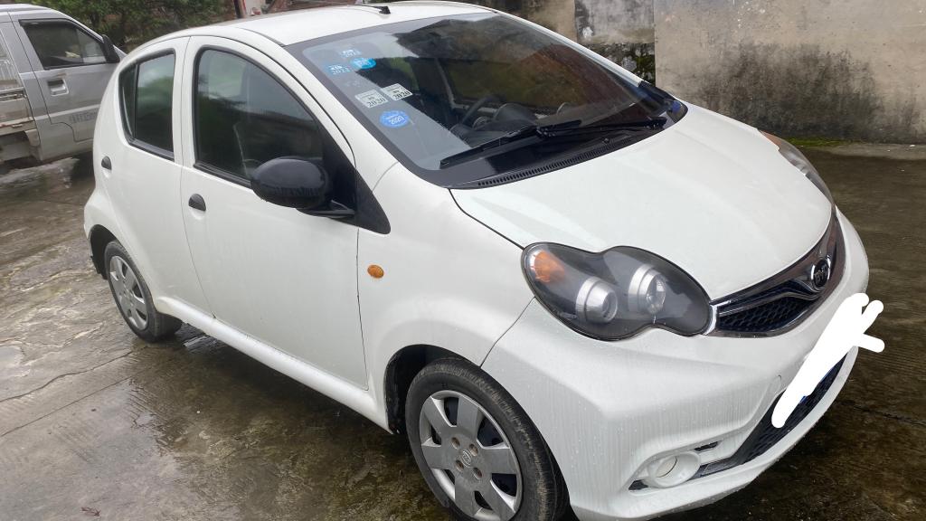 出售：16年比亚迪F0，98成新，年检到24年4月